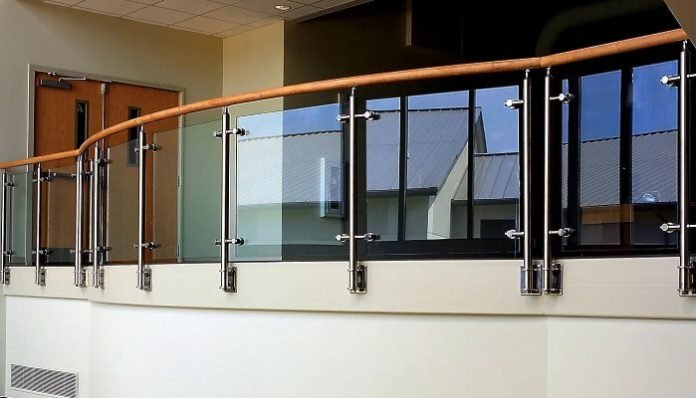 Glass Railing Design for Balcony
